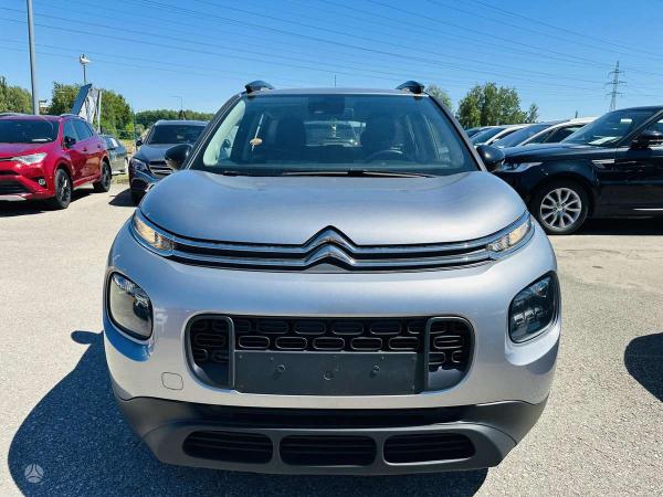 Grey Citroen c3-aircross 2020 in Kaunas, with an engine capacity of 1.20 L and mileage of 190 thousand km for 5850 €, photo 2 on AUTOMOTO.COM.LV