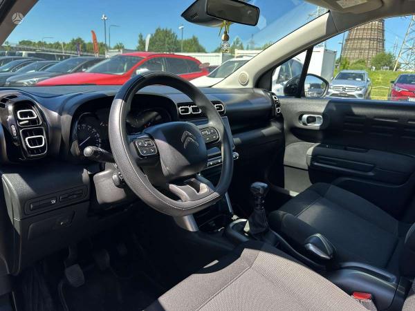Grey Citroen c3-aircross 2020 in Kaunas, with an engine capacity of 1.20 L and mileage of 190 thousand km for 5850 €, photo 9 on AUTOMOTO.COM.LV