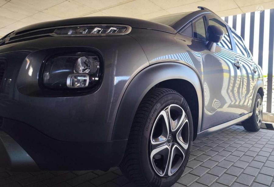Pelēks Citroen c3-aircross 2022 Viļņa, ar dzinēja tilpumu 1.50 L un nobraukumu 130 tūkst. km par 9899 €, foto 12 vietnē AUTOMOTO.COM.LV