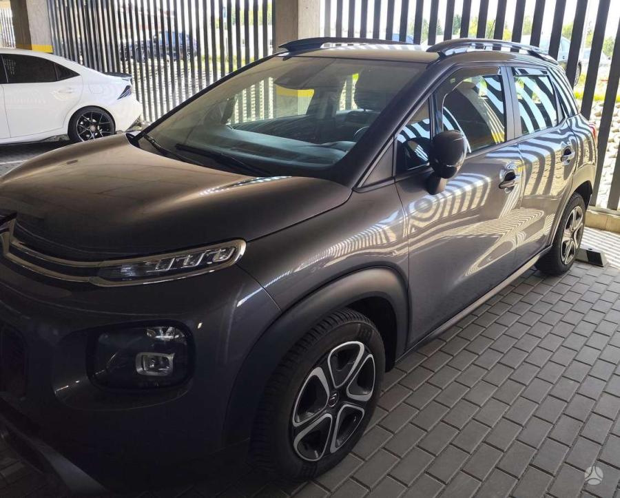 Pelēks Citroen c3-aircross 2022 Viļņa, ar dzinēja tilpumu 1.50 L un nobraukumu 130 tūkst. km par 9899 €, foto 14 vietnē AUTOMOTO.COM.LV