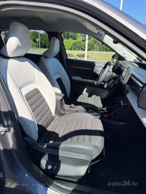 Pelēks Citroen c3-aircross 2025 Jehvi, ar dzinēja tilpumu 1.20 L un nobraukumu 6 tūkst. km par 24490 €, foto 10 vietnē AUTOMOTO.COM.LV