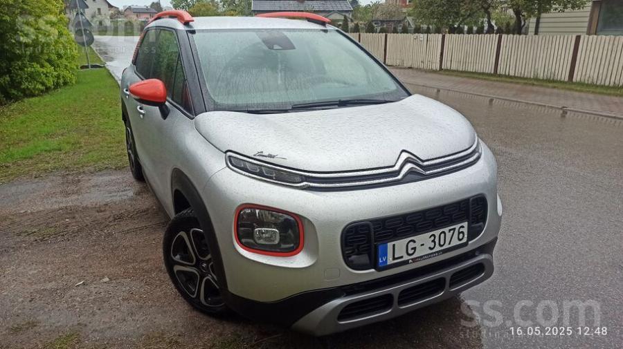 Citroen c3-aircross 2018 Liepāja, ar dzinēja tilpumu 1.20 L un nobraukumu 74 tūkst. km par 9600 €, foto 1 vietnē AUTOMOTO.COM.LV