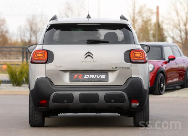 Citroen c3-aircross 2018 in Jelgava, with an engine capacity of 1.20 L and mileage of 152 thousand km for 7900 €, photo 6 on AUTOMOTO.COM.LV