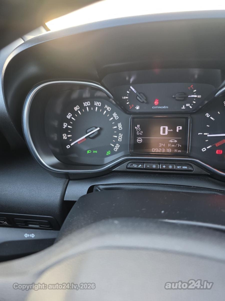 Citroen c3-aircross 2020 Tallina, ar dzinēja tilpumu 1.20 L un nobraukumu 93 tūkst. km par 10700 €, foto 15 vietnē AUTOMOTO.COM.LV