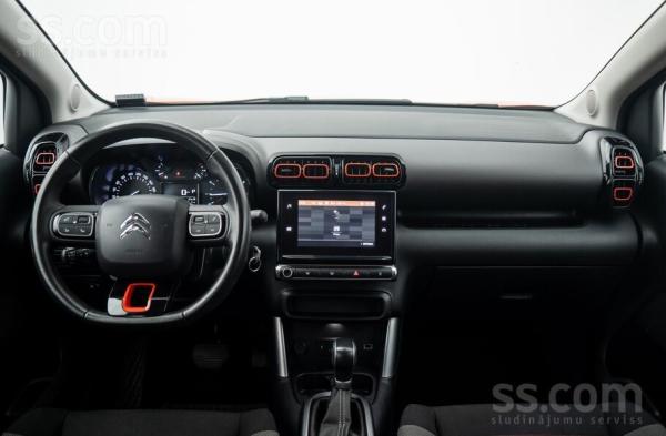 Orange Citroen c3-aircross 2018 in Tallinn, with an engine capacity of 1.20 L and mileage of 122 thousand km for 8999 €, photo 2 on AUTOMOTO.COM.LV