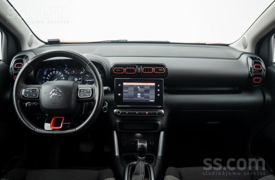 Orange Citroen c3-aircross 2018 in Tallinn, with an engine capacity of 1.20 L and mileage of 122 thousand km for 8999 €, photo 3 on AUTOMOTO.COM.LV