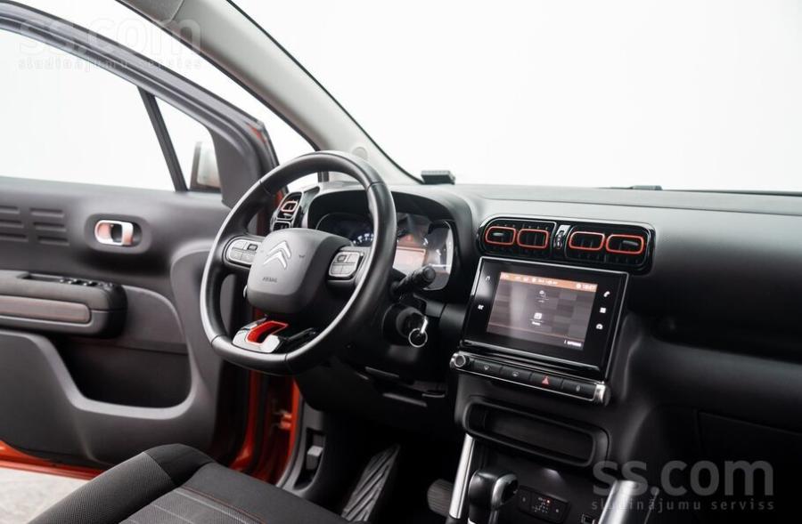 Orange Citroen c3-aircross 2018 in Tallinn, with an engine capacity of 1.20 L and mileage of 122 thousand km for 8999 €, photo 14 on AUTOMOTO.COM.LV