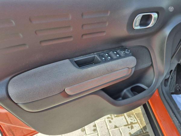 Citroen c3-aircross 2017 Tauragė vietnē Oranžs Citroen c3-aircross 2017 Tauragė, ar dzinēja tilpumu 1.20 L un nobraukumu 173 tūkst. km par 5300 €, foto 11 vietnē AUTOMOTO.COM.LV