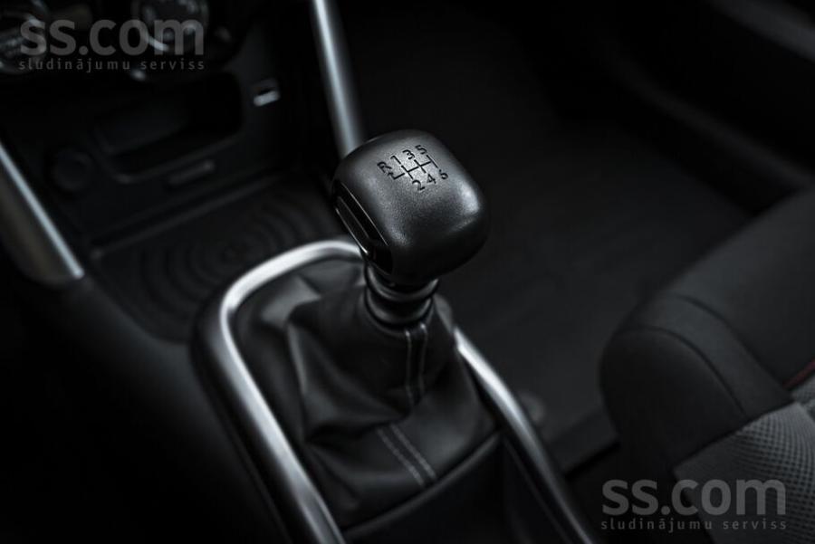 Sarkans Citroen c3-aircross 2020 Rīga, ar dzinēja tilpumu 1.20 L un nobraukumu 97 tūkst. km par 8990 €, foto 23 vietnē AUTOMOTO.COM.LV
