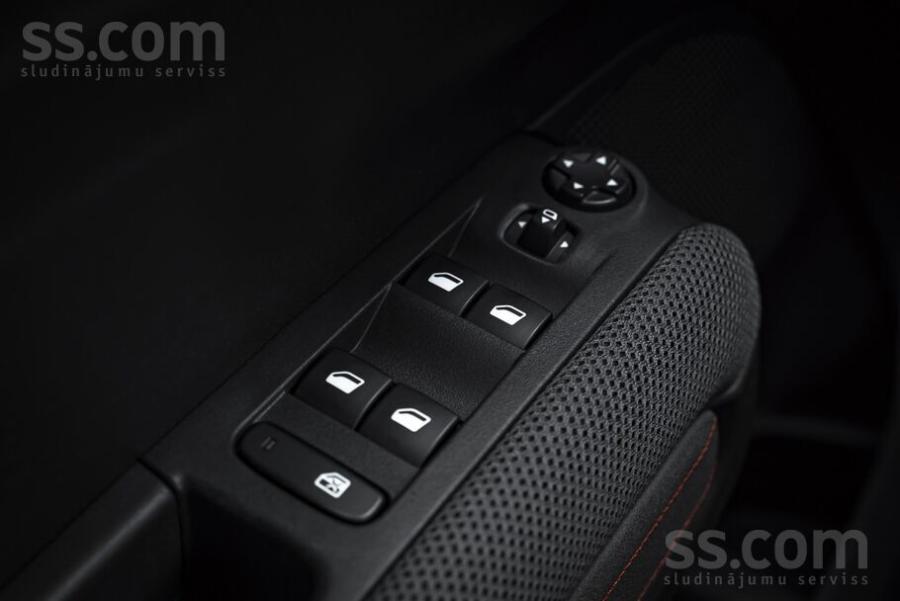 Sarkans Citroen c3-aircross 2020 Rīga, ar dzinēja tilpumu 1.20 L un nobraukumu 97 tūkst. km par 8990 €, foto 30 vietnē AUTOMOTO.COM.LV