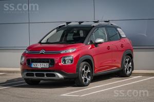 Красный Ситроен C3 Aircross 2020 в Рига, объемом двигателя 1.20 л и пробегом 97 тыс. км за 8990 €, фото 1 на AUTOMOTO.COM.LV