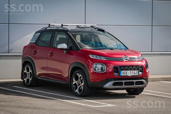 Red Citroen c3-aircross 2020 in Riga, with an engine capacity of 1.20 L and mileage of 97 thousand km for 8990 €, photo 4 on AUTOMOTO.COM.LV