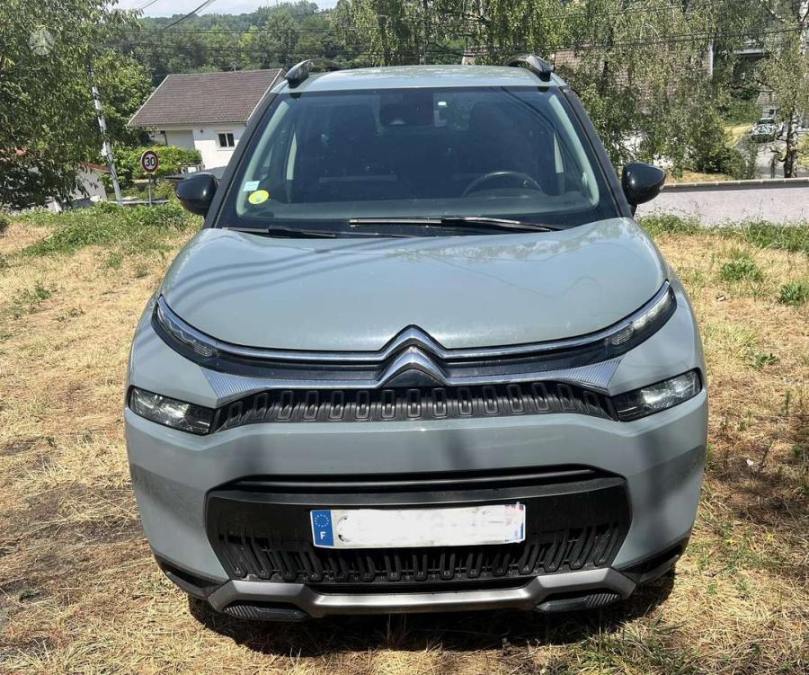 Red Citroen c3-aircross 2022 in Taurage, with an engine capacity of 1.50 L and mileage of 217 thousand km for 7800 €, photo 1 on AUTOMOTO.COM.LV