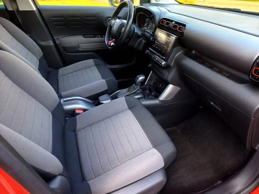 Sarkans Citroen c3-aircross 2018 Jelgava, ar dzinēja tilpumu 1.20 L un nobraukumu 164 tūkst. km par 9990 €, foto 19 vietnē AUTOMOTO.COM.LV