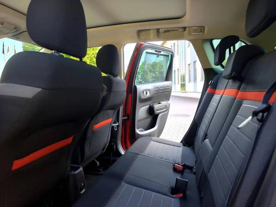 Sarkans Citroen c3-aircross 2018 Jelgava, ar dzinēja tilpumu 1.20 L un nobraukumu 164 tūkst. km par 9990 €, foto 23 vietnē AUTOMOTO.COM.LV