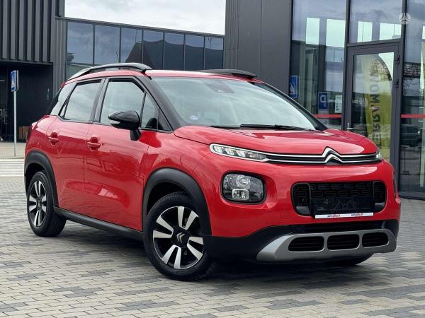 Красный Ситроен C3 Aircross 2018 в Шяуляй, объемом двигателя 1.20 л и пробегом 163 тыс. км за 5700 €, фото 1 на AUTOMOTO.COM.LV