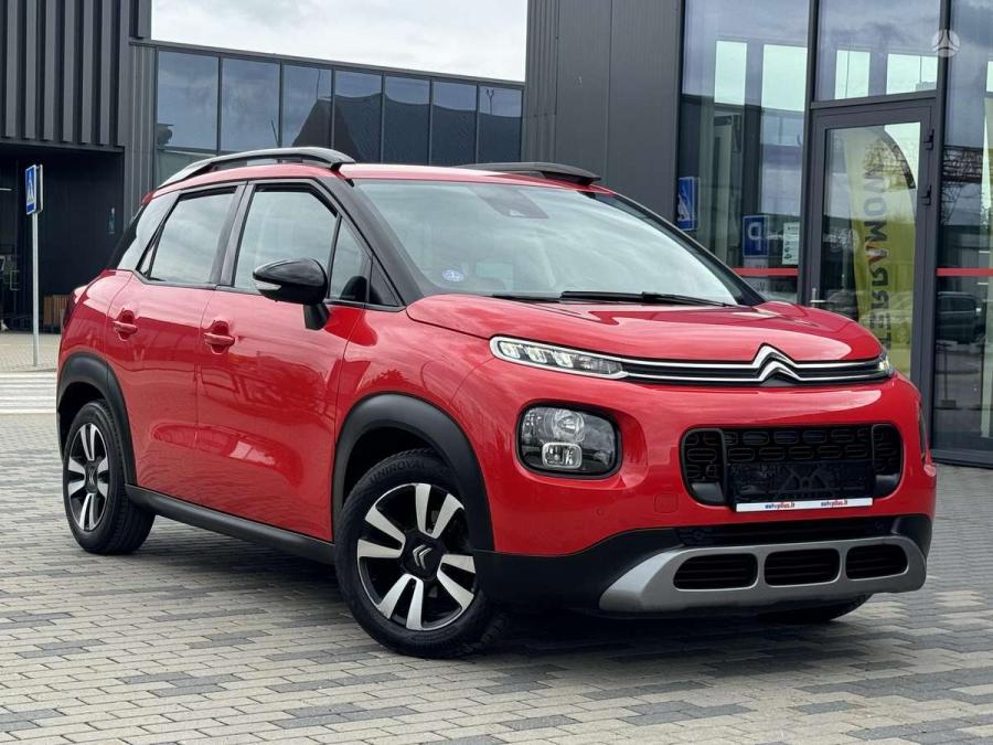 Red Citroen c3-aircross 2018 in Siauliai, with an engine capacity of 1.20 L and mileage of 163 thousand km for 5700 €, photo 1 on AUTOMOTO.COM.LV