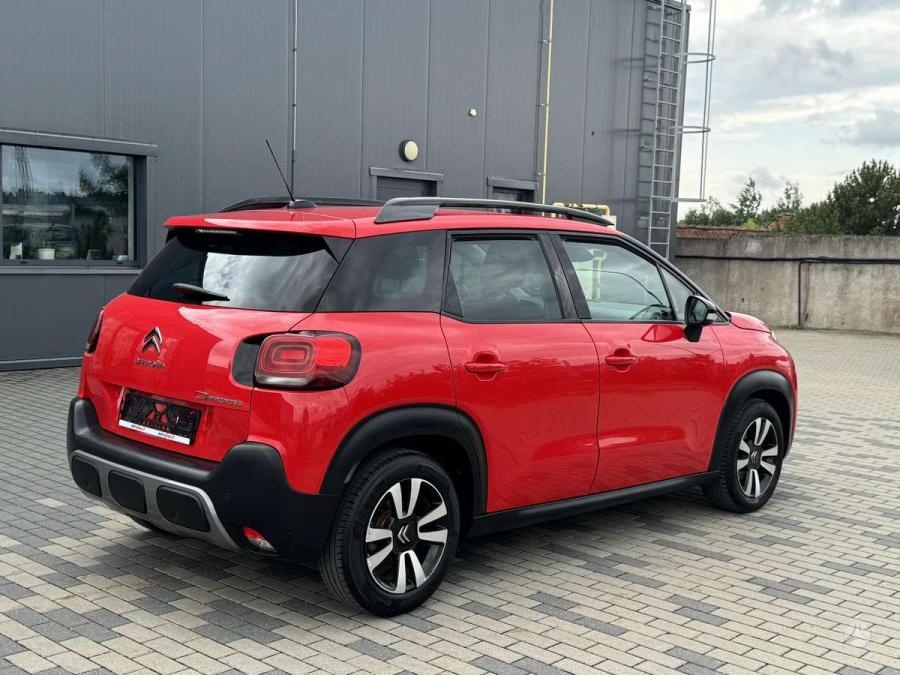 Red Citroen c3-aircross 2018 in Siauliai, with an engine capacity of 1.20 L and mileage of 163 thousand km for 5700 €, photo 5 on AUTOMOTO.COM.LV