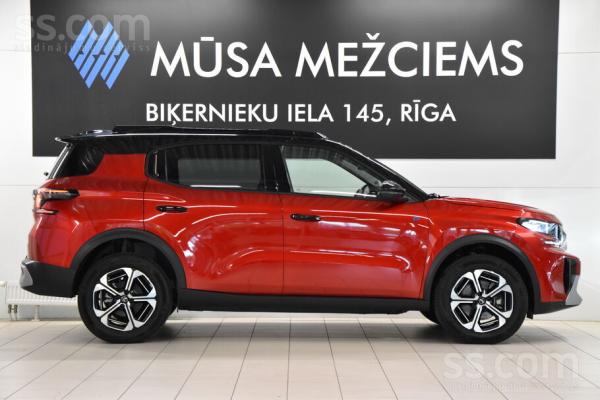 Red Citroen c3-aircross 2025 in Riga, with an engine capacity of 0.00 L and mileage of 1 thousand km for 24490 €, photo 4 on AUTOMOTO.COM.LV