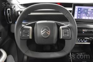 Sarkans Citroen c3-aircross 2025 Rīga, ar dzinēja tilpumu 0.00 L un nobraukumu 1 tūkst. km par 24490 €, foto 24 vietnē AUTOMOTO.COM.LV