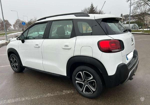 White Citroen c3-aircross 2018 in Taurage, with an engine capacity of 1.20 L and mileage of 128 thousand km for 6600 €, photo 4 on AUTOMOTO.COM.LV