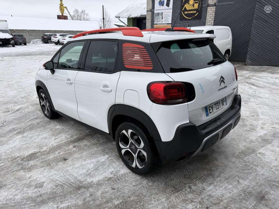 Белый Ситроен C3 Aircross 2018 в Таураге, объемом двигателя 1.20 л и пробегом 83 тыс. км за 8900 €, фото 7 на AUTOMOTO.COM.LV