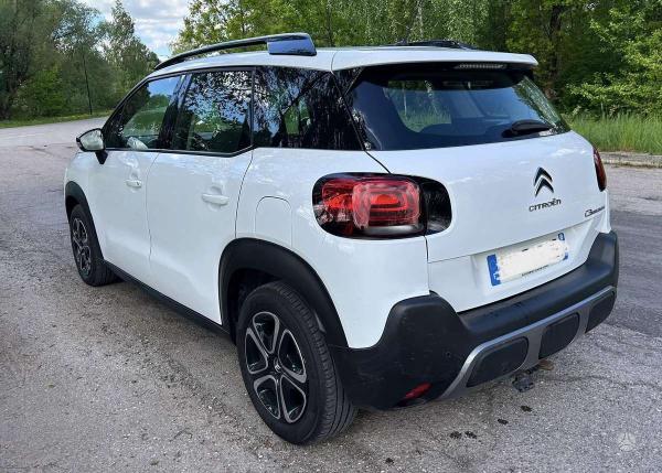 Белый Ситроен C3 Aircross 2018 в Таураге, объемом двигателя 1.20 л и пробегом 128 тыс. км за 5990 €, фото 2 на AUTOMOTO.COM.LV