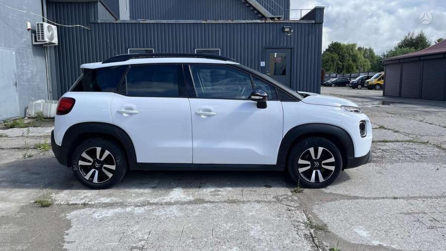 Белый Ситроен C3 Aircross 2018 в Таураге, объемом двигателя 1.20 л и пробегом 172 тыс. км за 6500 €, фото 5 на AUTOMOTO.COM.LV