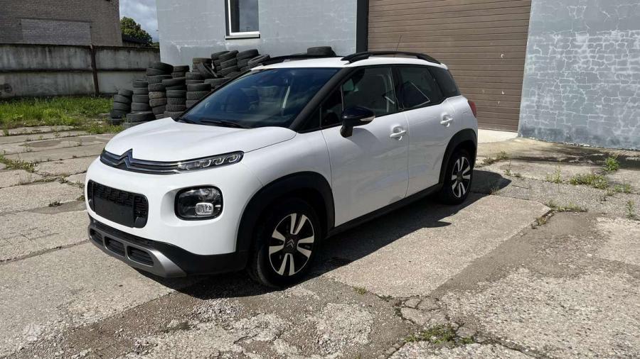 Белый Ситроен C3 Aircross 2018 в Таураге, объемом двигателя 1.20 л и пробегом 172 тыс. км за 6500 €, фото 8 на AUTOMOTO.COM.LV