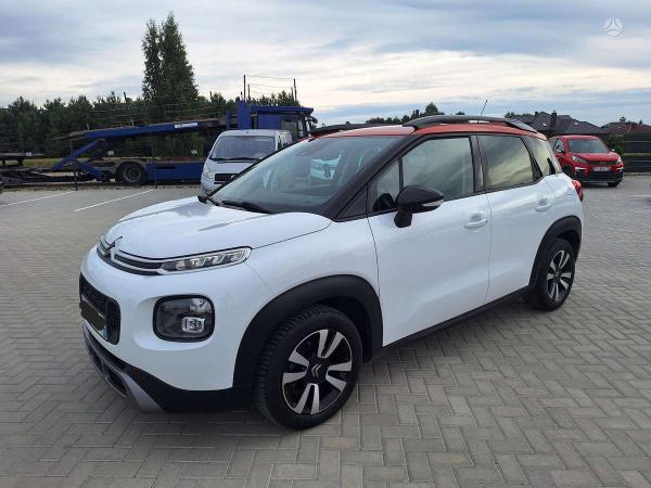 Белый Ситроен C3 Aircross 2018 в Таураге, объемом двигателя 1.20 л и пробегом 138 тыс. км за 6199 €, фото 1 на AUTOMOTO.COM.LV