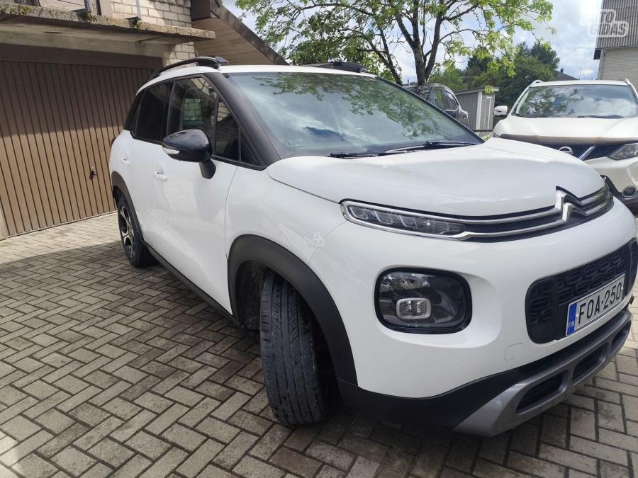 White Citroen c3-aircross 2019 in Telschi, with an engine capacity of 1.20 L and mileage of 136 thousand km for 6400 €, photo 3 on AUTOMOTO.COM.LV