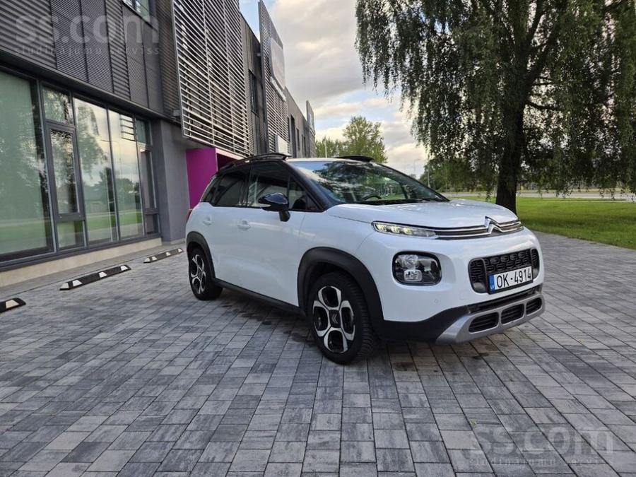 Balts Citroen c3-aircross 2019 Rīga, ar dzinēja tilpumu 1.20 L un nobraukumu 96 tūkst. km par 9990 €, foto 1 vietnē AUTOMOTO.COM.LV