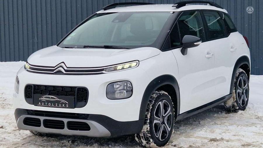Белый Ситроен C3 Aircross 2020 в Вильнюс, объемом двигателя 1.50 л и пробегом 218 тыс. км за 7200 €, фото 3 на AUTOMOTO.COM.LV