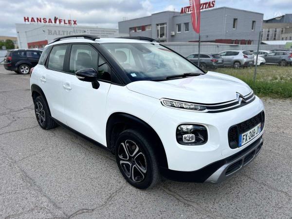 White Citroen c3-aircross 2021 in Panevezys, with an engine capacity of 1.50 L and mileage of 290 thousand km for 7700 €, photo 1 on AUTOMOTO.COM.LV