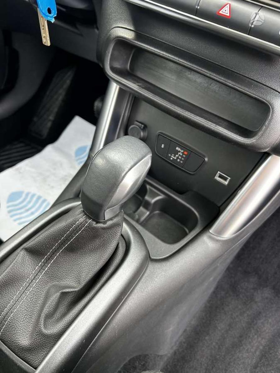 Balts Citroen c3-aircross 2021 Panevēža, ar dzinēja tilpumu 1.50 L un nobraukumu 290 tūkst. km par 7700 €, foto 15 vietnē AUTOMOTO.COM.LV