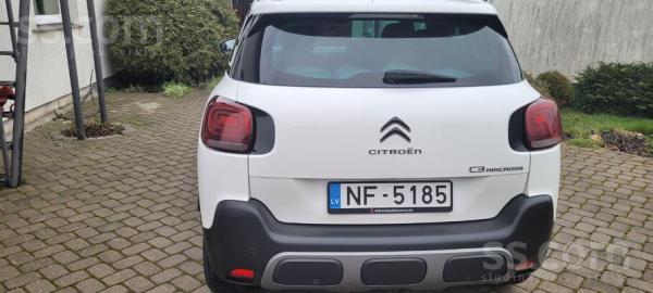 White Citroen c3-aircross 2022 in Riga, with an engine capacity of 1.50 L and mileage of 106 thousand km for 9500 €, photo 1 on AUTOMOTO.COM.LV