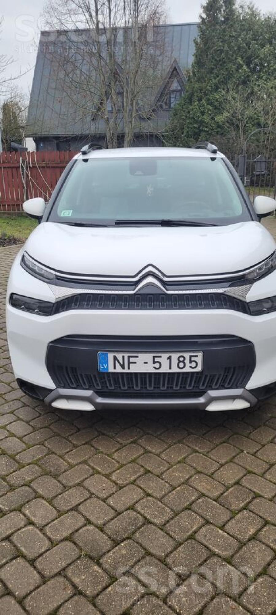 Белый Ситроен C3 Aircross 2022 в Рига, объемом двигателя 1.50 л и пробегом 106 тыс. км за 9500 €, фото 3 на AUTOMOTO.COM.LV