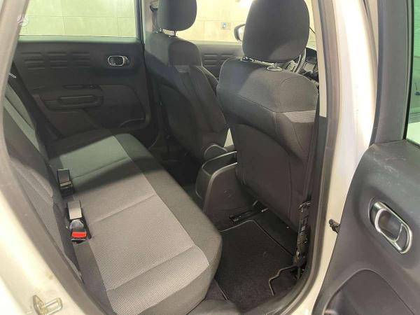 White Citroen c3-aircross 2022 in Marijampole, with an engine capacity of 1.50 L and mileage of 182 thousand km for 10527 €, photo 11 on AUTOMOTO.COM.LV