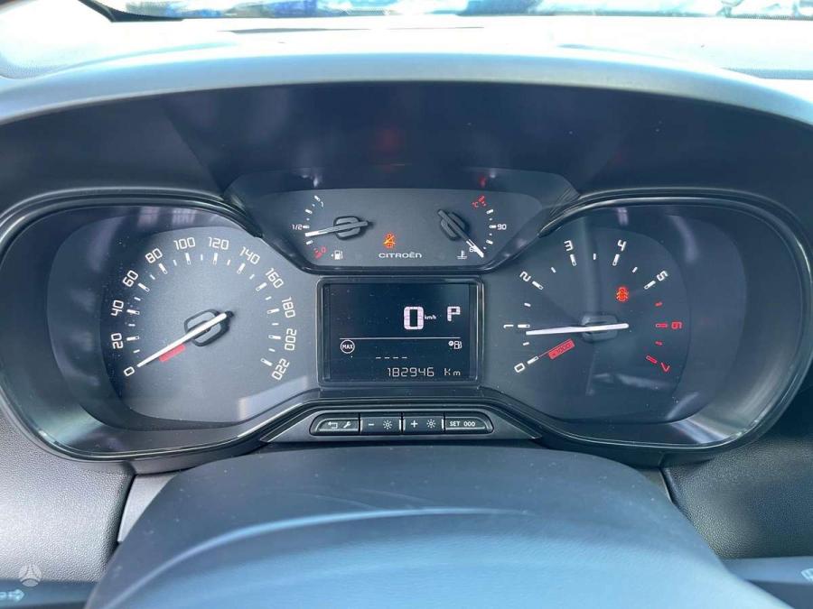 Белый Ситроен C3 Aircross 2022 в Мариямполе, объемом двигателя 1.50 л и пробегом 182 тыс. км за 10527 €, фото 12 на AUTOMOTO.COM.LV