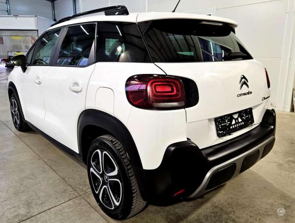White Citroen c3-aircross 2023 in Marijampole, with an engine capacity of 1.50 L and mileage of 245 thousand km for 9500 €, photo 6 on AUTOMOTO.COM.LV