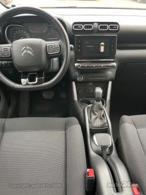 Белый Ситроен C3 Aircross 2019 в Таллин, объемом двигателя 1.20 л и пробегом 74 тыс. км за 9900 €, фото 12 на AUTOMOTO.COM.LV
