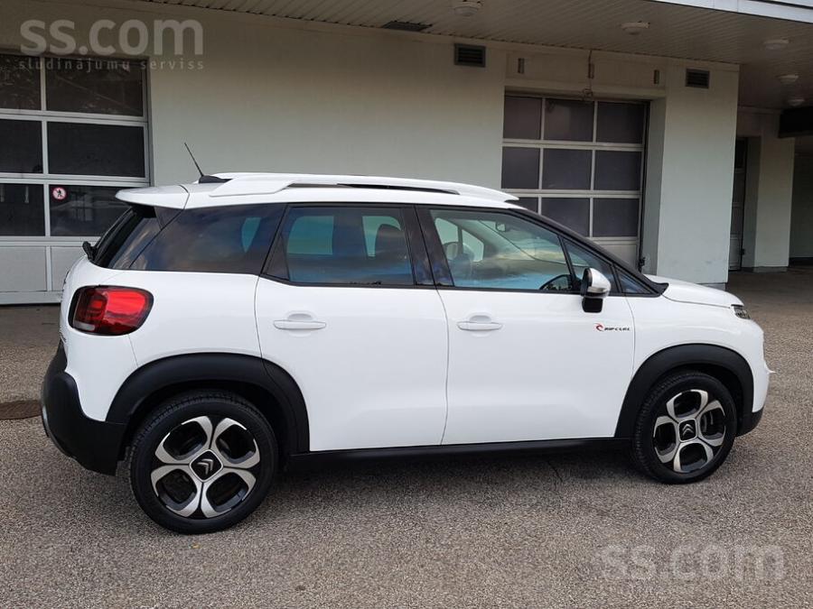 White Citroen c3-aircross 2020 in Riga, with an engine capacity of 1.50 L and mileage of 170 thousand km for 9500 €, photo 3 on AUTOMOTO.COM.LV