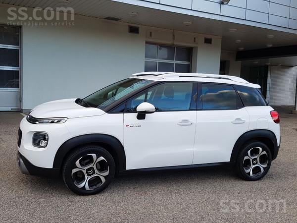 White Citroen c3-aircross 2020 in Riga, with an engine capacity of 1.50 L and mileage of 170 thousand km for 9500 €, photo 6 on AUTOMOTO.COM.LV