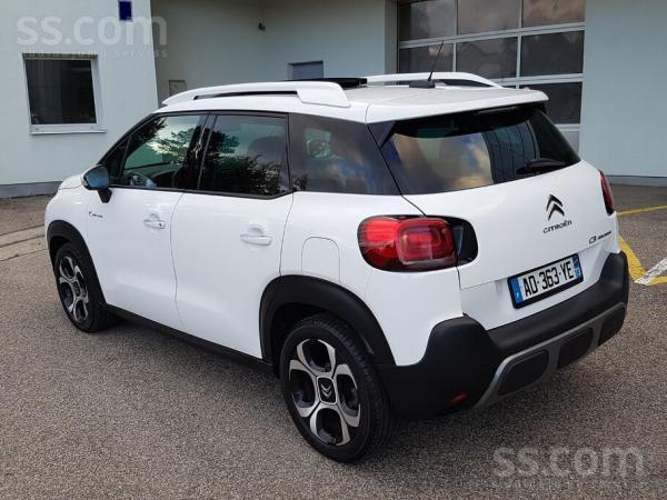 White Citroen c3-aircross 2020 in Riga, with an engine capacity of 1.50 L and mileage of 170 thousand km for 9500 €, photo 9 on AUTOMOTO.COM.LV
