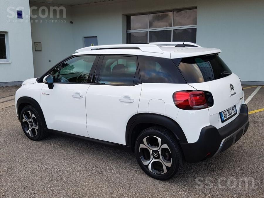 White Citroen c3-aircross 2020 in Riga, with an engine capacity of 1.50 L and mileage of 170 thousand km for 9500 €, photo 13 on AUTOMOTO.COM.LV