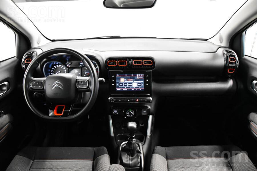 Белый Ситроен C3 Aircross 2021 в Рига, объемом двигателя 1.20 л и пробегом 95 тыс. км за 9990 €, фото 20 на AUTOMOTO.COM.LV