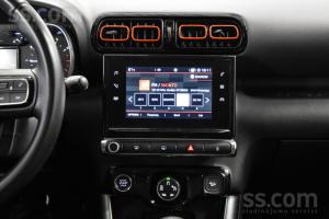 Белый Ситроен C3 Aircross 2021 в Рига, объемом двигателя 1.20 л и пробегом 95 тыс. км за 9990 €, фото 22 на AUTOMOTO.COM.LV