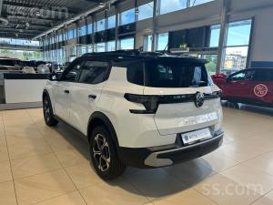 White Citroen c3-aircross 2026 in Riga, with an engine capacity of 1.20 L and mileage of 1 thousand km for 23200 €, photo 8 on AUTOMOTO.COM.LV