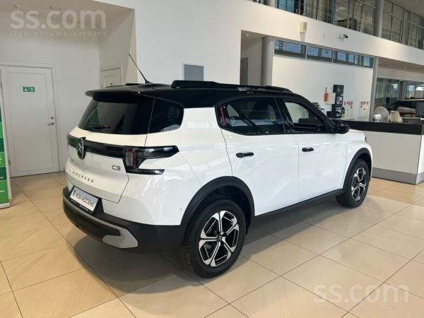 Balts Citroen c3-aircross 2026 Rīga, ar dzinēja tilpumu 1.20 L un nobraukumu 1 tūkst. km par 23200 €, foto 9 vietnē AUTOMOTO.COM.LV