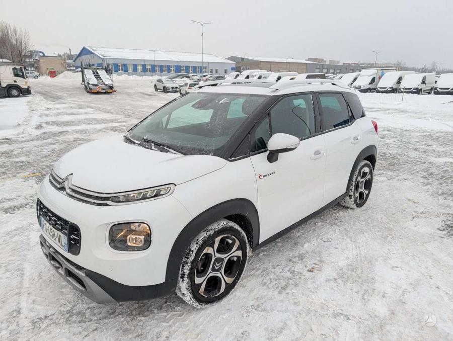 Белый Ситроен C3 Aircross 2019 в Таураге, объемом двигателя 1.50 л и пробегом 184 тыс. км за 8200 €, фото 1 на AUTOMOTO.COM.LV